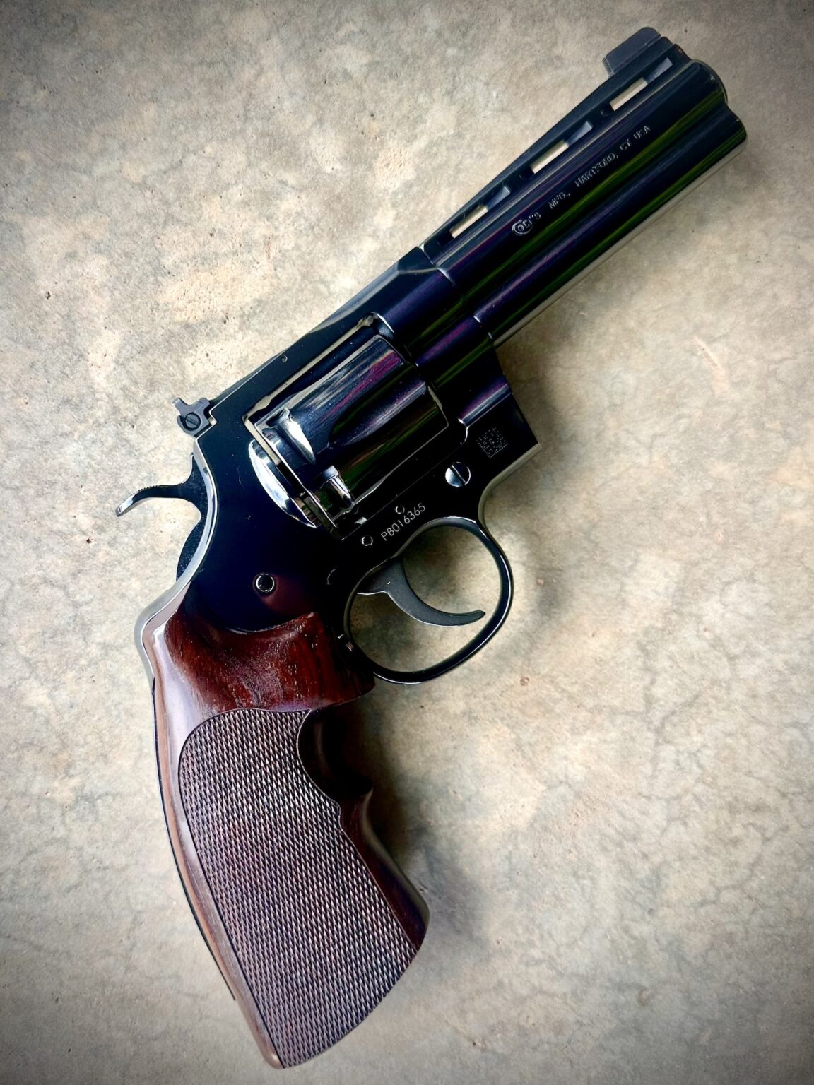 Revolver Guy – American Fighting Revolver